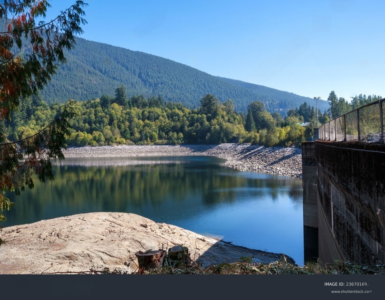 16 North Shore Mountains to Add to Your Bucket List